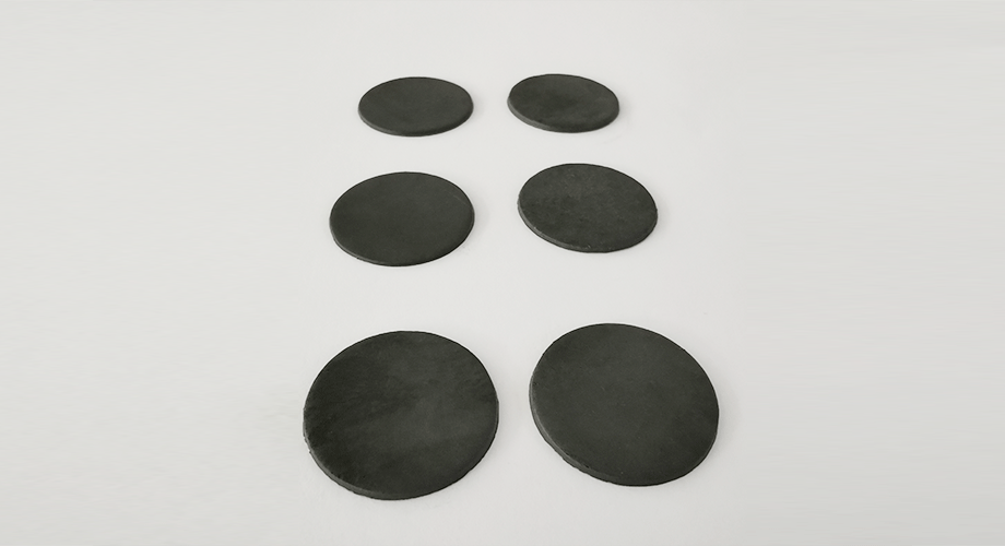 CSF40碳纤维导热垫片 40W/m-k-东莞市盛元新材料科技有限公司